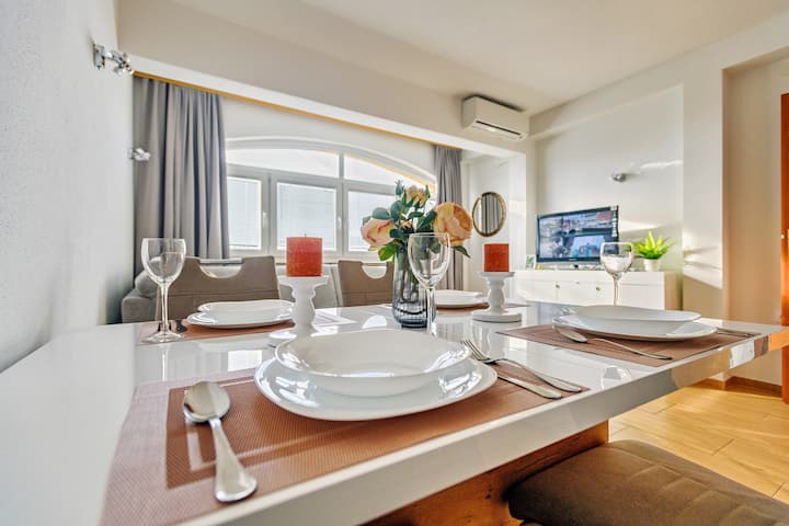 Apartment With Garden View - Zadar