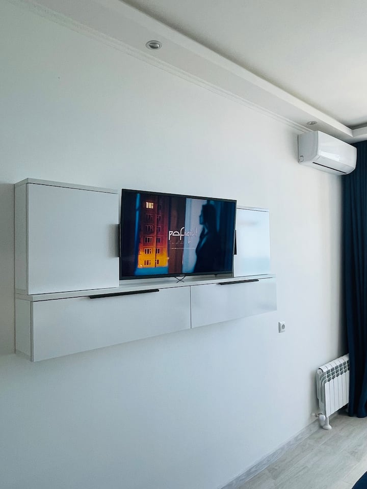 Modern Sea View Apartment - Batumi
