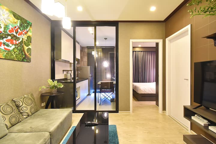 Premier 1 Bedroom Near Pattaya Beach~central Mall - Pattaya City