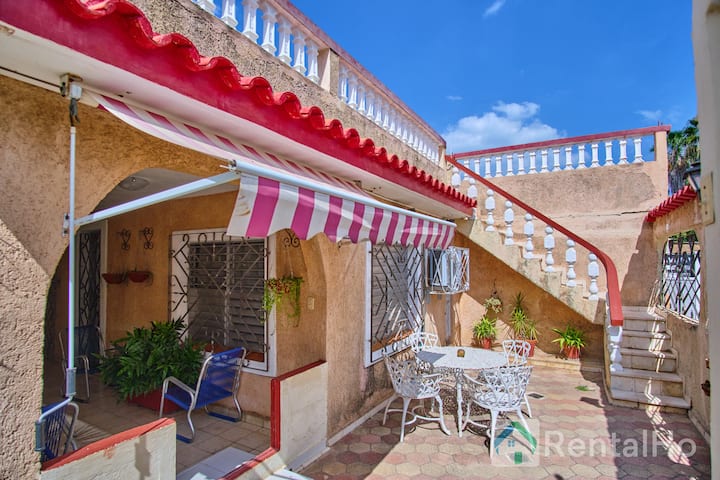 Stunning & Cozy 2br House W/ Terrace In Varadero - Varadero