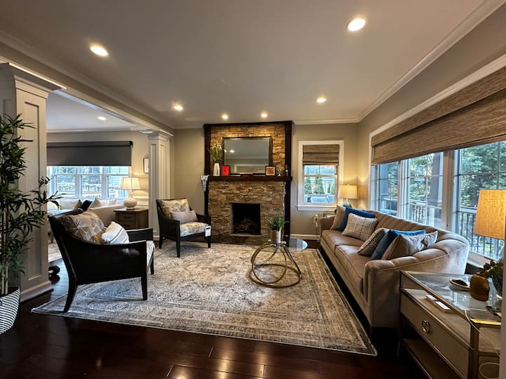Sweet Home In Dc - Washington, D.C.