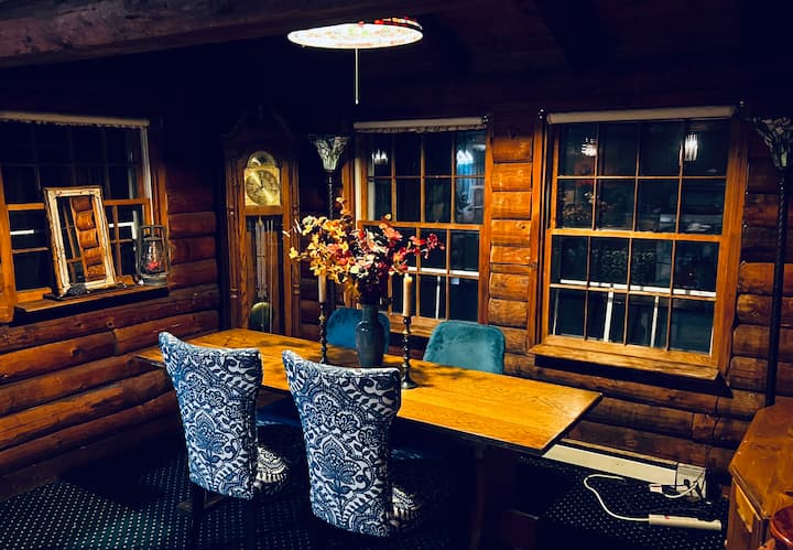 Authentic Log Cabin Modern Twist - Tupper Lake, NY