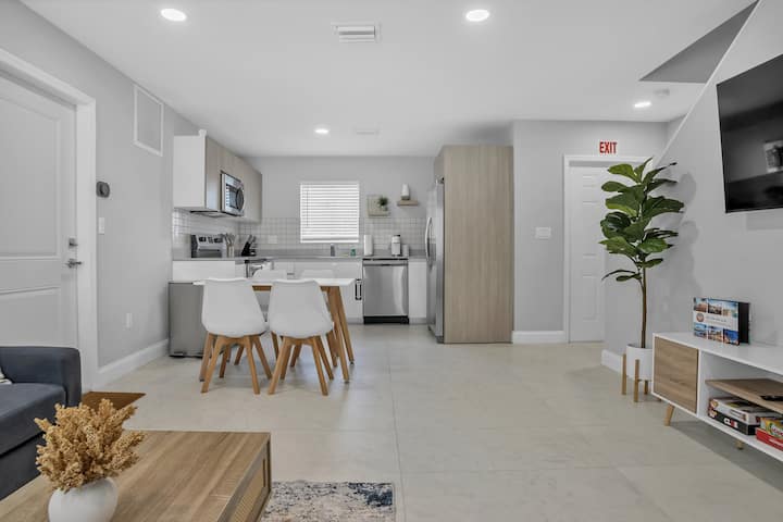 Sistrunk Shades Villa #3 Townhome In Downtown Ftl - Fort Lauderdale