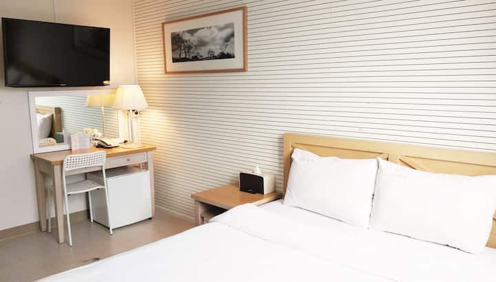 Jeju Golden Park Hotel D - Jeju