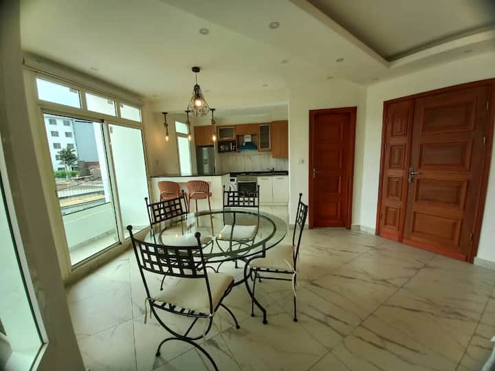 Bel Appartement à Yaoundé Bastos - Yaounde