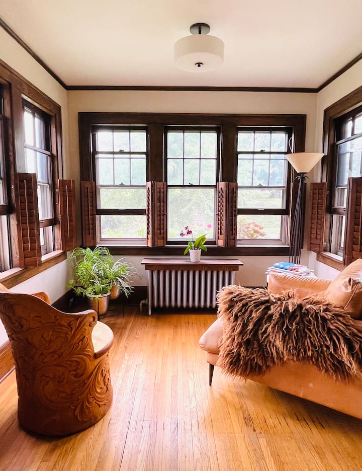 Banksy Bungalow - Minneapolis, MN