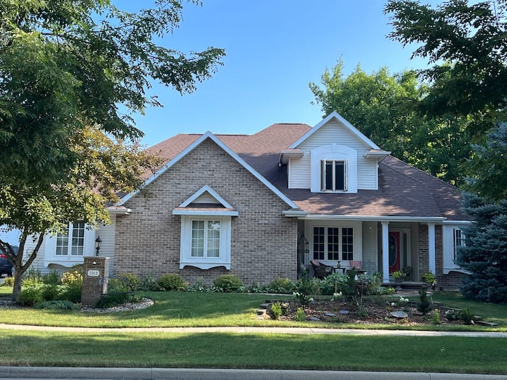 Packers, Concert, Event - Come & Stay Here! - Appleton, WI