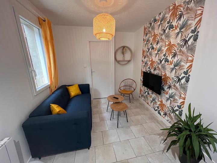 Yellow House- Wifi -Proche Centre - Parking Facile - Châtellerault
