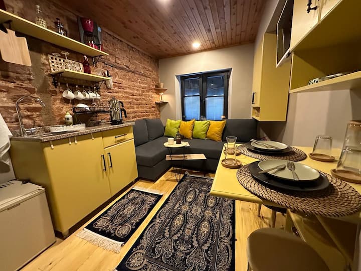 Jiv Jiv Apart .We Are At The Center Of İStanbul - Karaköy