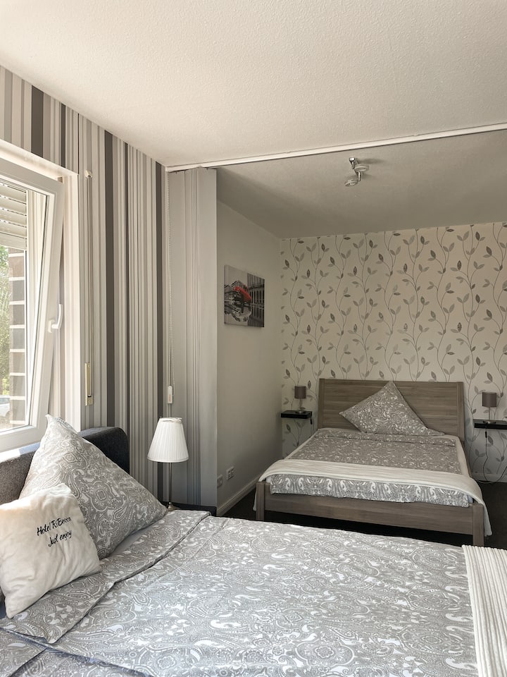 Hotel Ribecca, Deluxe Familienzimmer Black & White - Syke