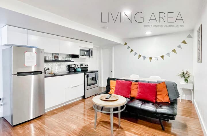 Photographer's Adu In Seattle - Seattle, WA