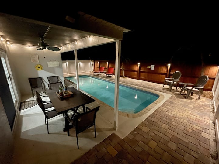 Modern Heated Pool Home - 5 Miles To Beach & Img - Bradenton, FL