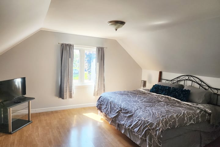 Nautical Glass Rentals Suite 4 - Port Hawkesbury