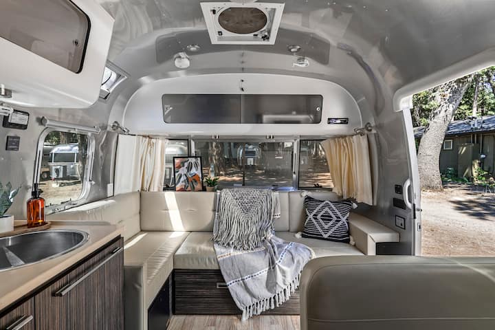 The Willow Airstream (Visit Mt Shasta) - Dunsmuir, CA
