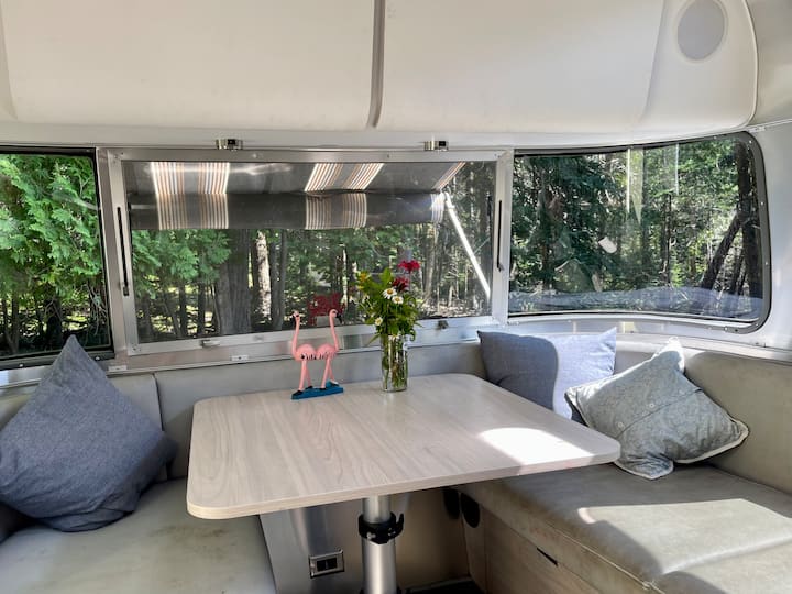 Southwest Harbor Airstream - バー・ハーバー, ME