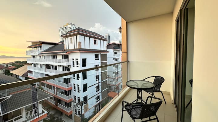 C-view 1bedroom 45m2 Phratamnak - Pattaya