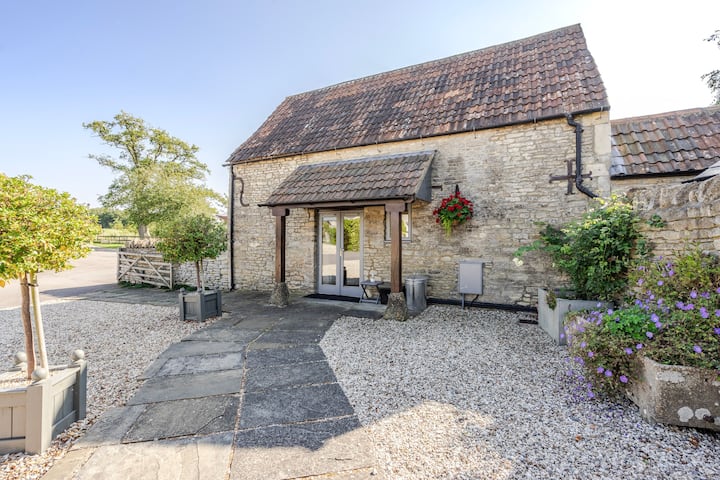 Magical Cotswolds Barn Getaway - Cotswolds