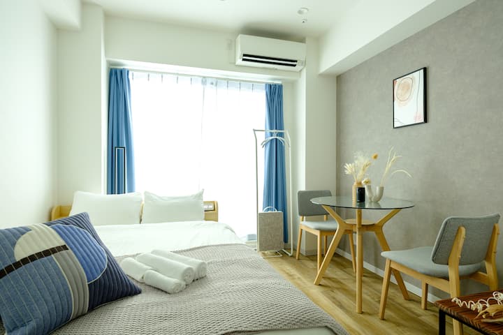 Tokyo Room W/ Projector | Netflix & More - Roppongi