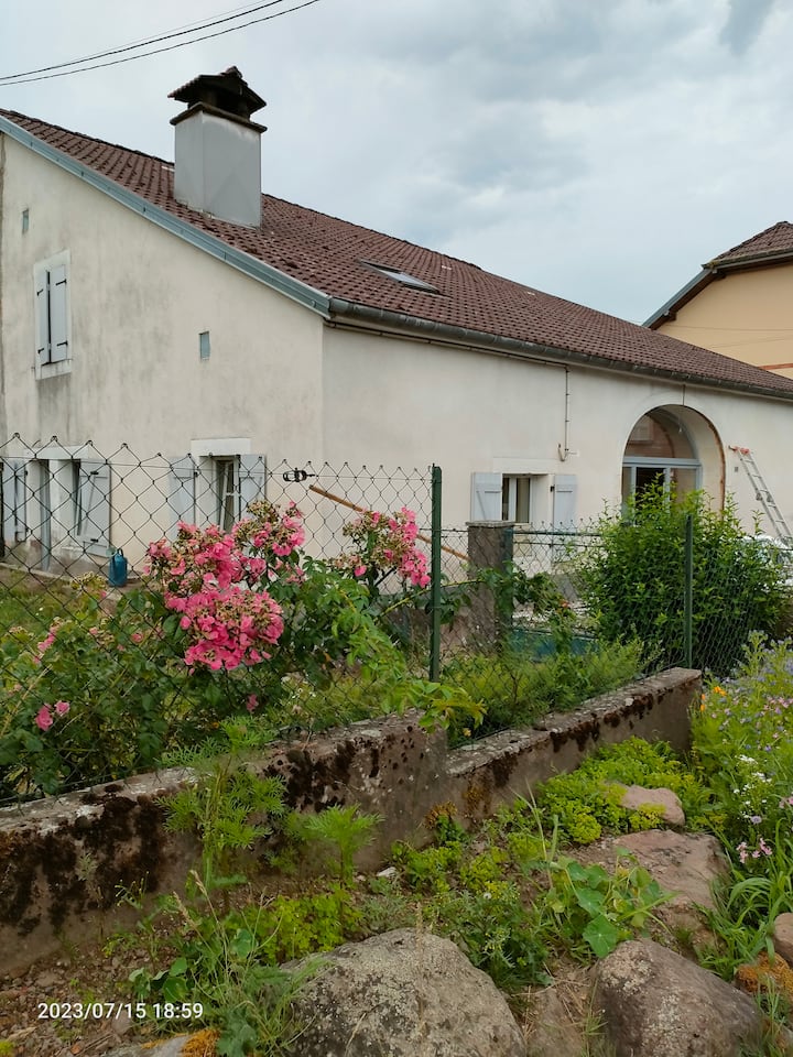 Home Edwige
Maison 
8/10 Personnes  Fresse 70270 - Belfort