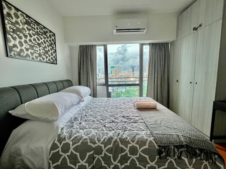 Unwind In Style @ The Center Of Manila - Manila