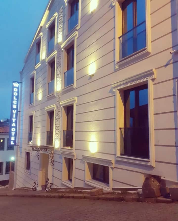 ŞIle ÇArşı Içerisinde Merkezi Konumda Butik Otel - Şile