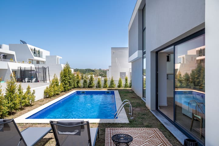 Hazel Green Villa, Sintra, Lisbon !New! - Sintra
