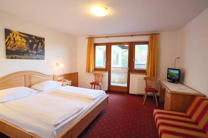 Room Comfort With Breakfast - Bruneck