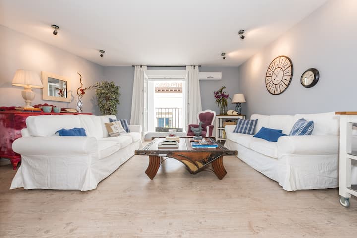 Nice An Cool, Next To La Latina - Madrid