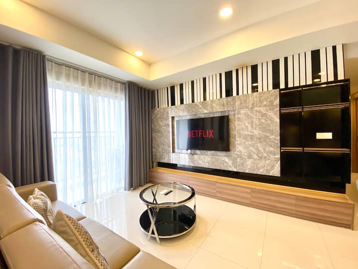 Soho Apt With Beautiful View - Tan Son Nhat Airport (SGN)