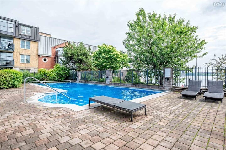 Oceanview Condo On Waterfront @Bishops Landing - Halifax, NS, Canada