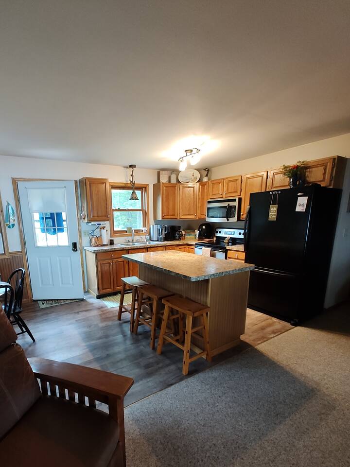 Cabin On Little Bay De Noc - Gladstone, MI