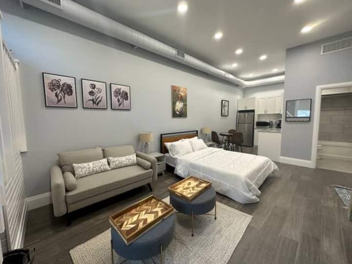 Stratford Lofts - Unit 1 - Stratford, Canadá