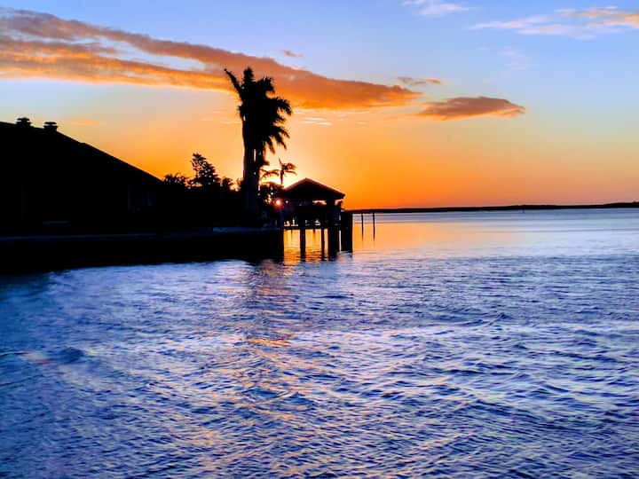 Condo In Marco Island - Eagle Cay - Marco Island, FL