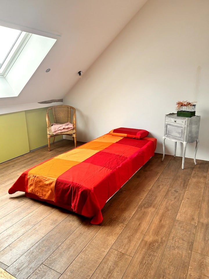 Près Du Circuit De F1-5 Chambres - Verviers