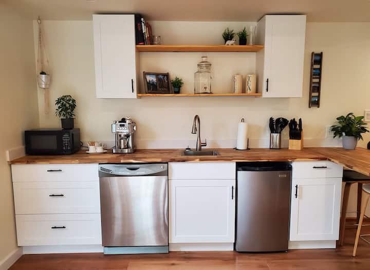Garden Suite In Squamish - Squamish