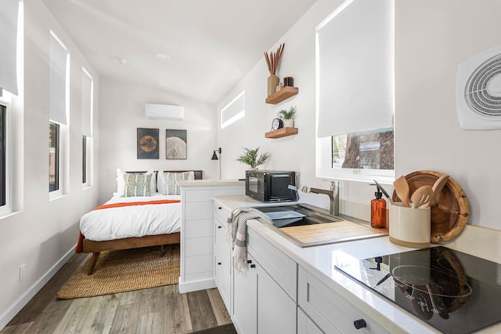 Koa Tiny Home At Cave Springs - Dunsmuir, CA