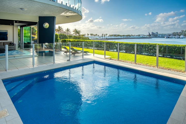 Pavillions 21 - Hamilton Island