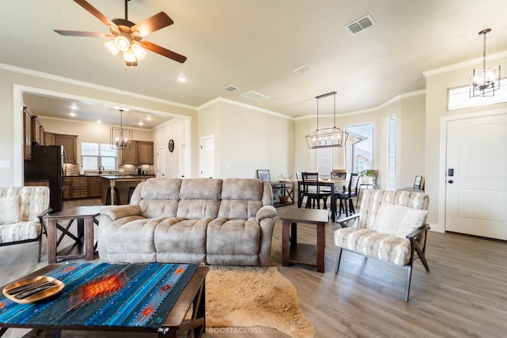 Modern West Texas Home - Lubbock, TX