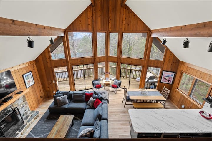 Snowbird Chalet - A Massanutten Classic - Massanutten, VA