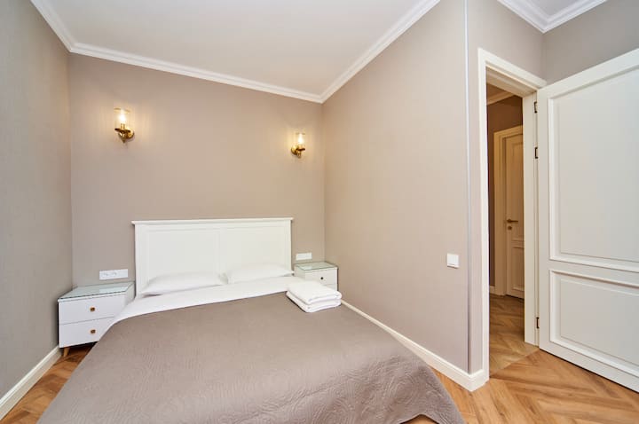 Apartment In The Center - Tiflis