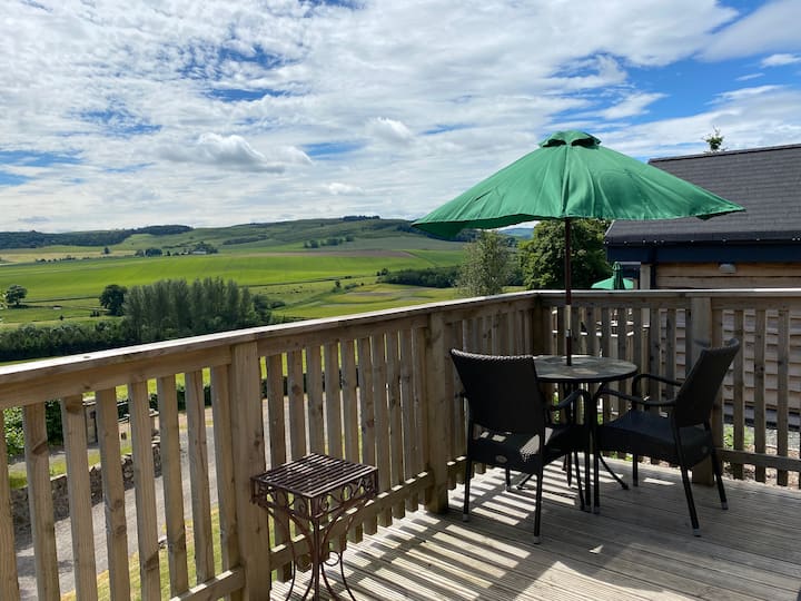 Badger Lodge With Hot Tub - Cupar