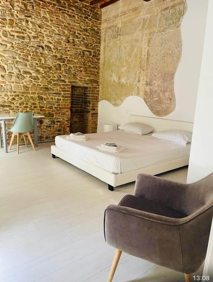 La Torre Di Borgunto - Appartamento La Corte - 阿雷佐