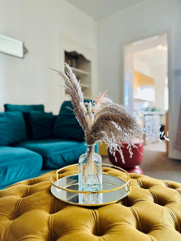 Two Bedroom Flat With Sea Views! - Kirkcaldy