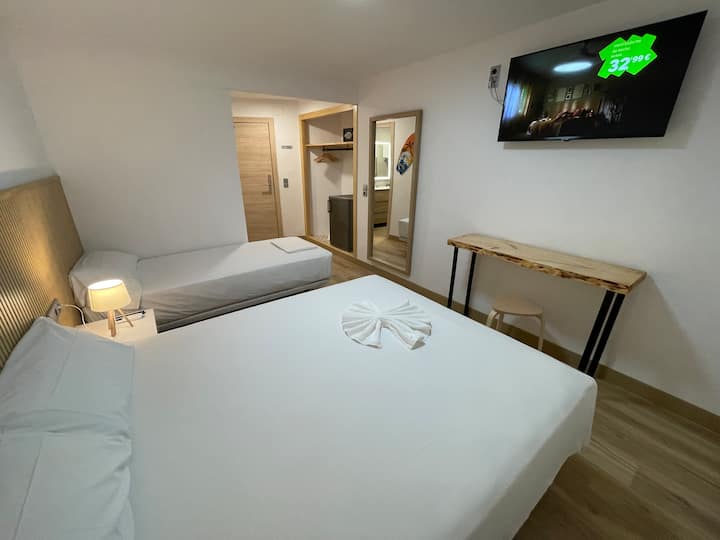 Habitación Triple - La Marina