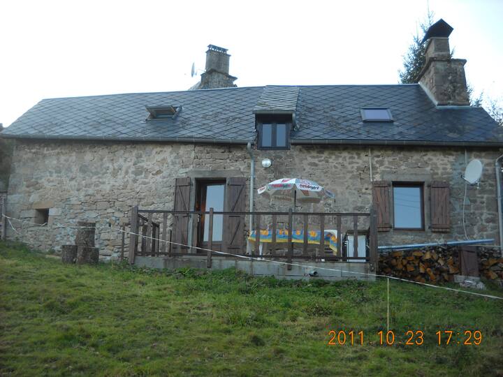 Charmante Maisonnette En Correze - Meymac