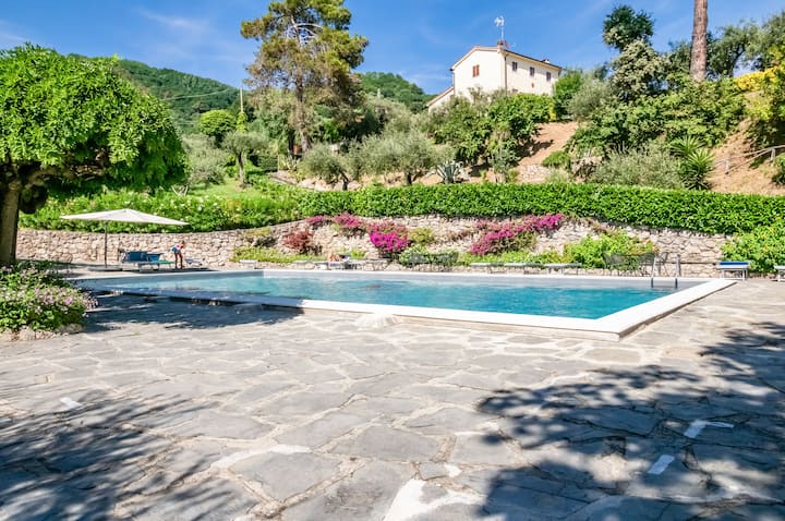 Piana Di Solaro Modern Flatx4 & Swimming Pool - Lerici