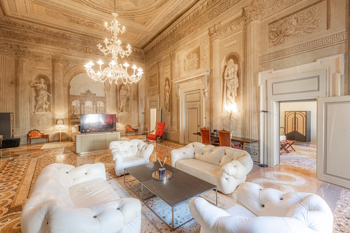 Luxury Suite At Palazzo Camozzini - Verona