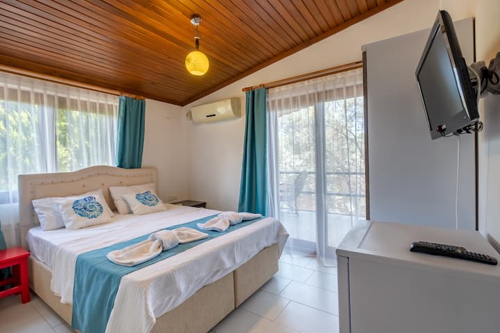 Oda + Kahvaltı (D9) - Mesudiye