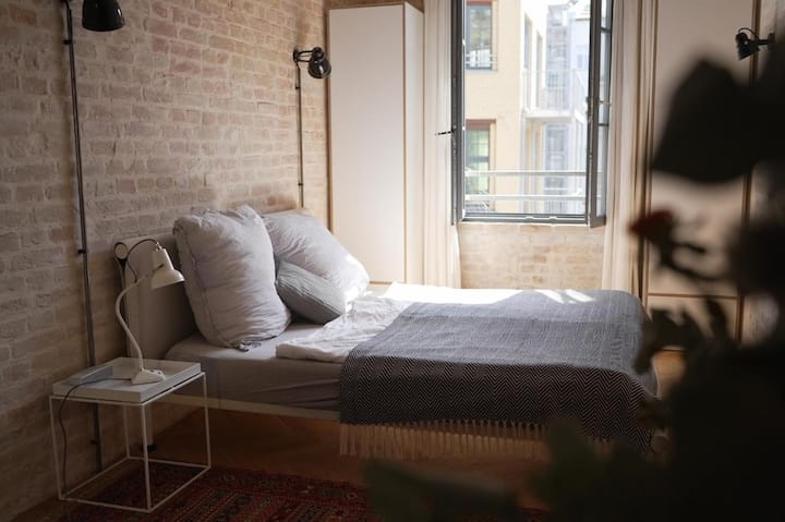 Studio Loft Dans Une Ancienne Usine Historique - Aeropuerto de Berlin Tegel (TXL)