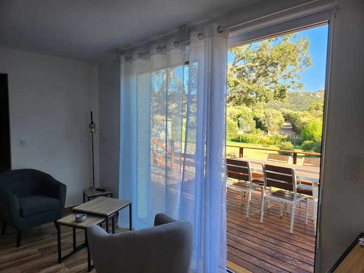 Logement Solo Ou Duo Au Calme. - Aéroport de Figari-Sud-Corse (FSC)